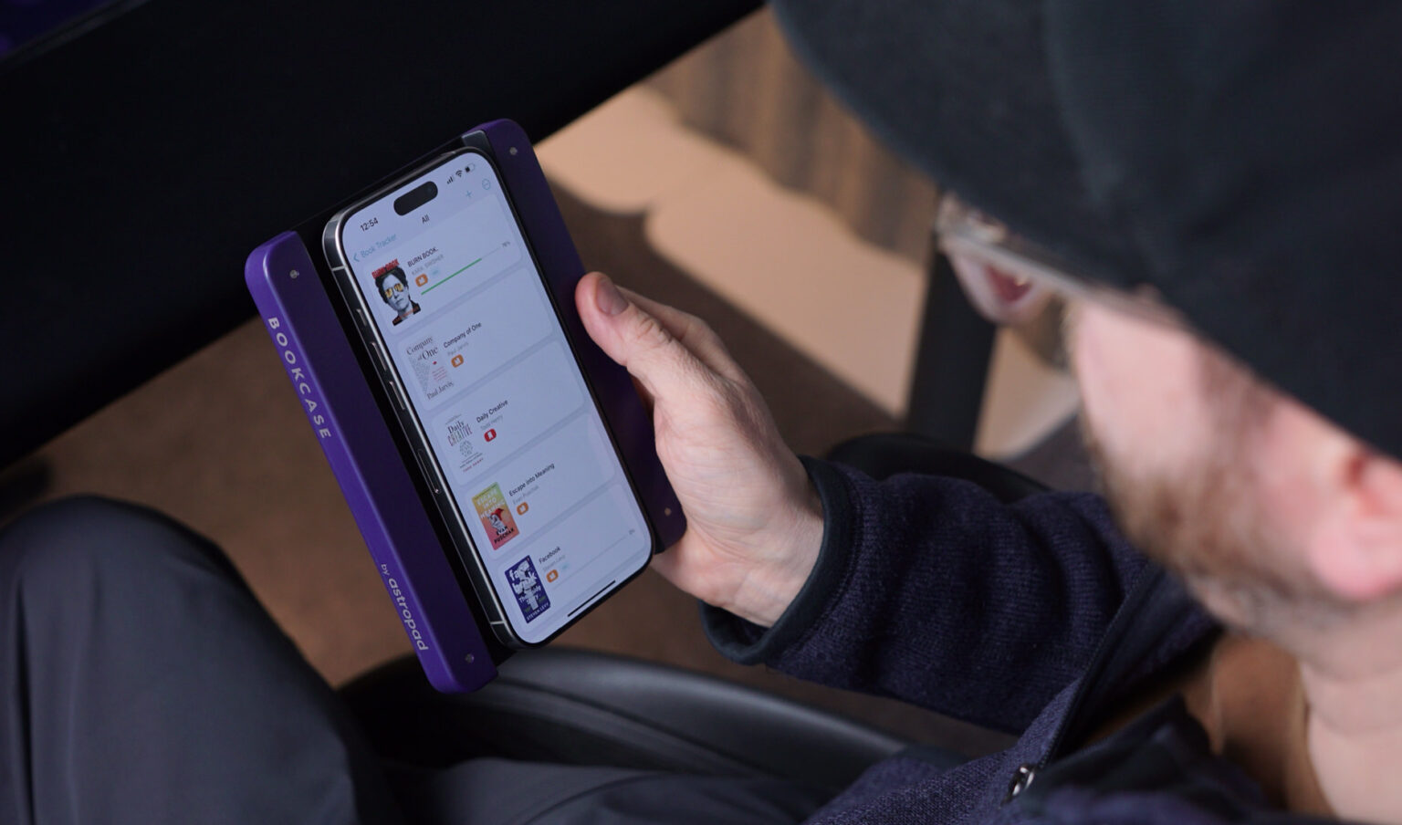 Besser gegriffen: das Bookcase von Astropad – iPhoneBlog.de